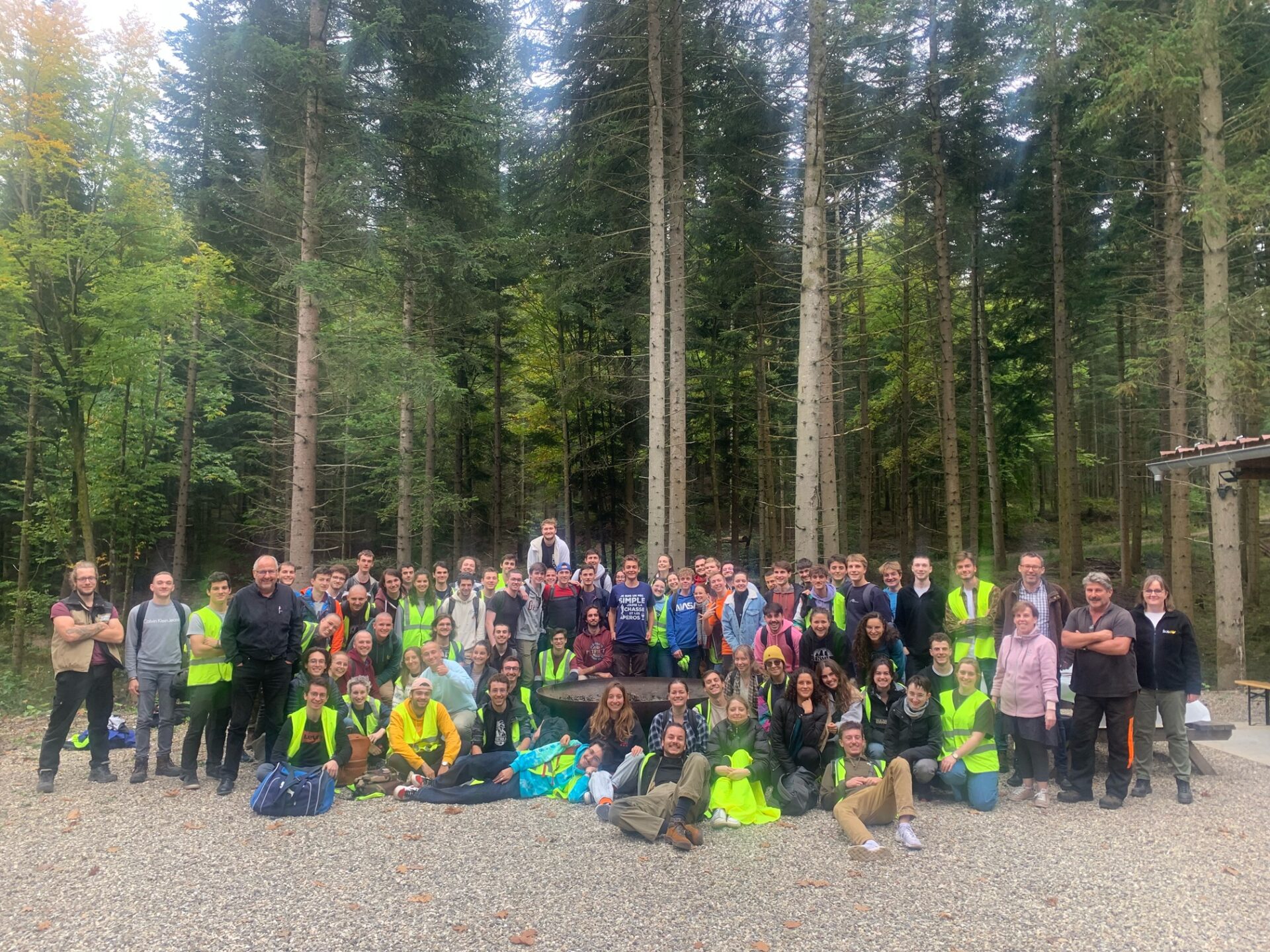 VISITE DU GROUPE SIAT POUR LES ELEVES INGENIEURS - Enstib